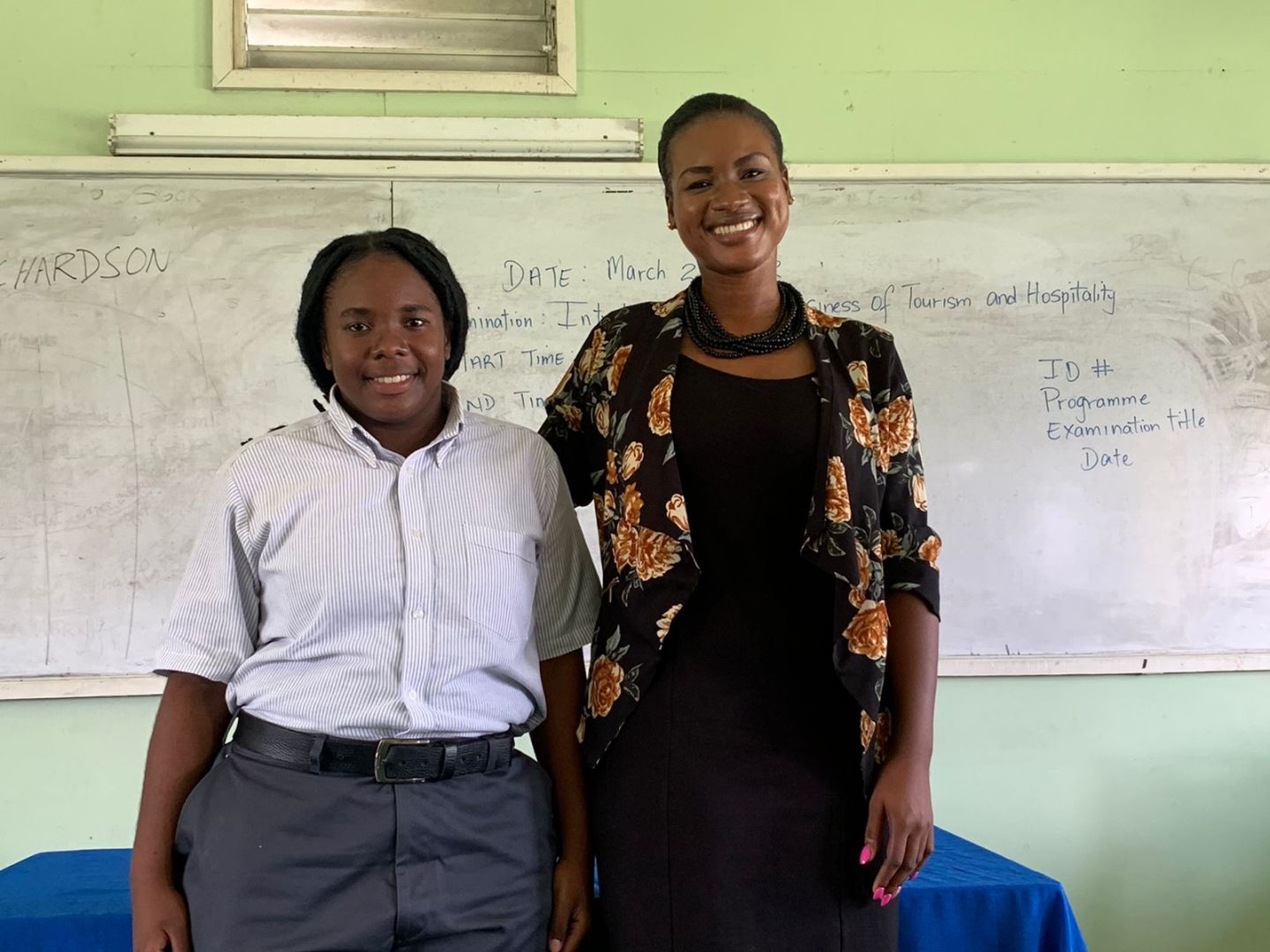 Six receive Rotary Women Empowerment Scholarships – One News SVG