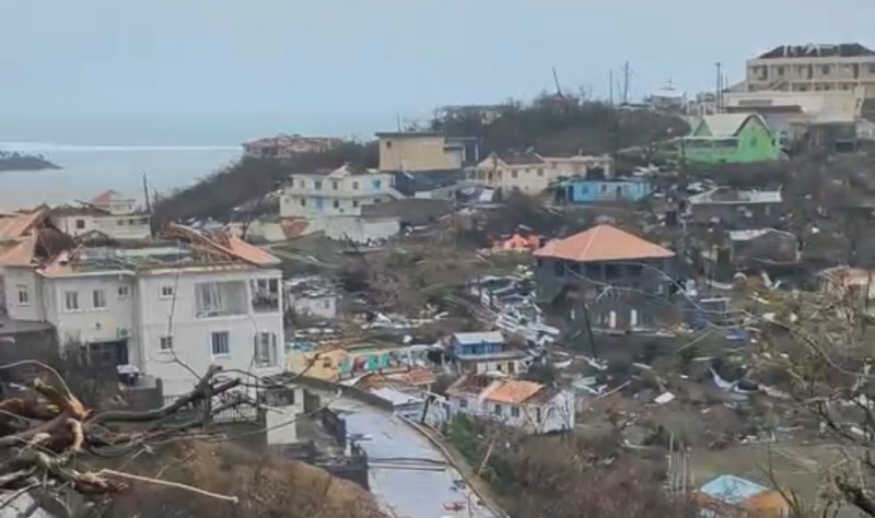 90 Percent of houses on Union Island severely damaged or destroyed by ...
