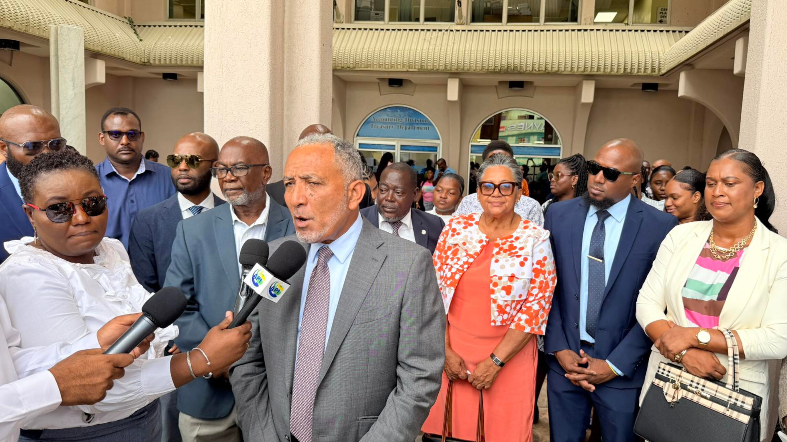 PM Friday Says Continuity of Government is Principle – One News SVG