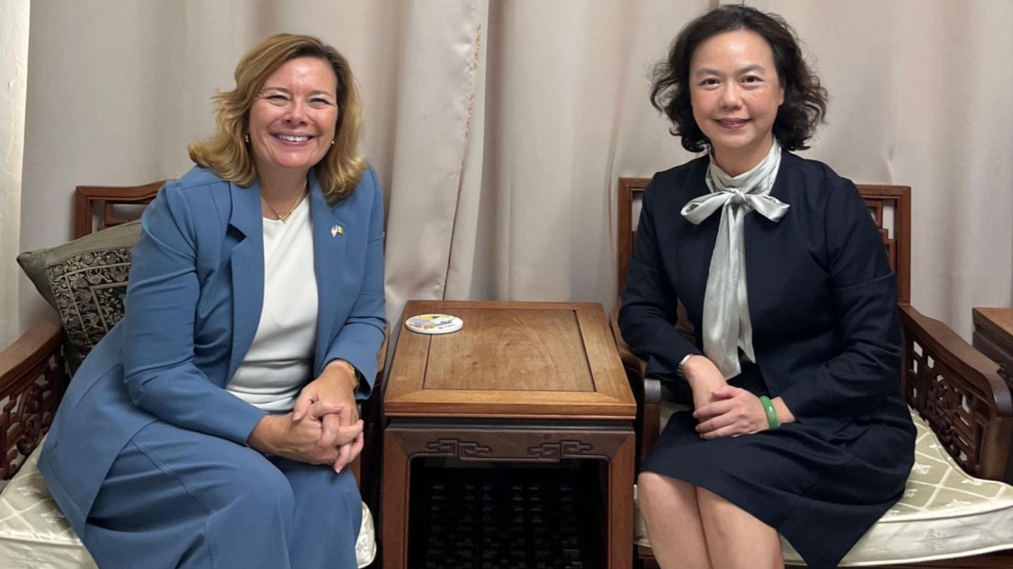 U.S. and Taiwan Envoys Meet in S.V.G – One News SVG